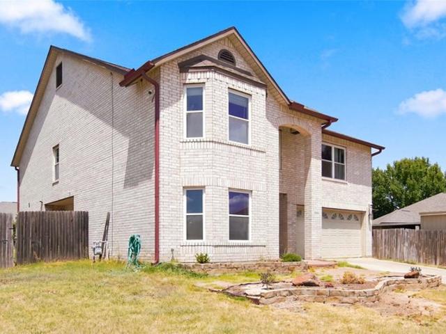 5312 Dillon Cir, Haltom City, TX 76137