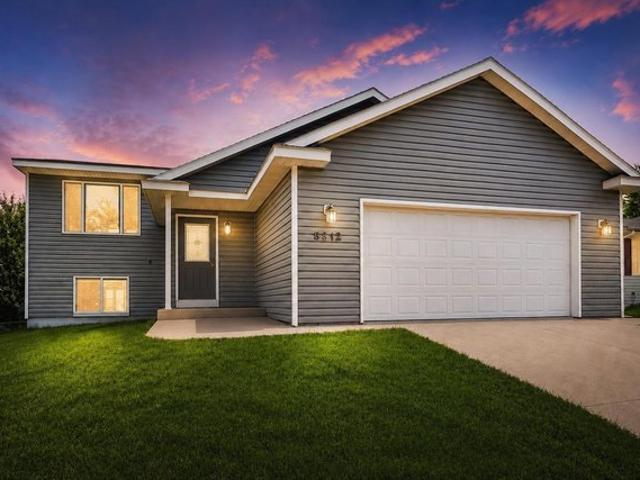 5312 Kingsbury Pl NW, Rochester, MN 55901