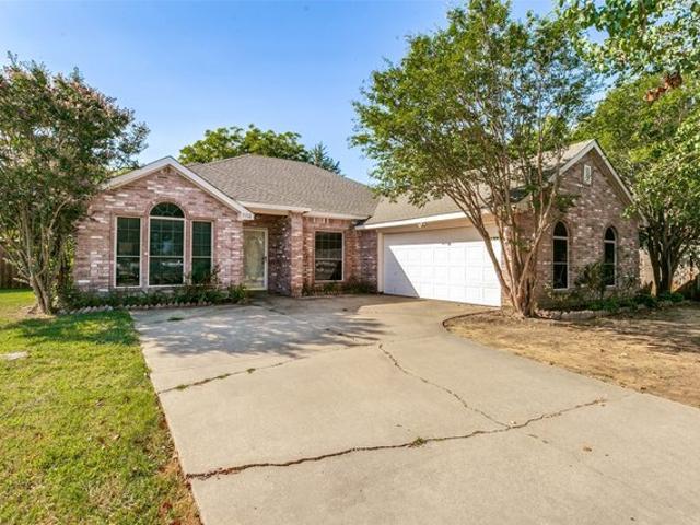5312 Paulie Dr, Denton, TX 76208