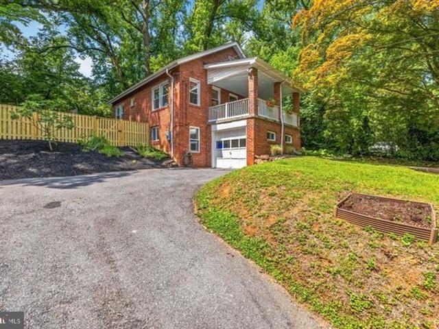 5312 Tuscarawas Rd, Bethesda, MD 20816