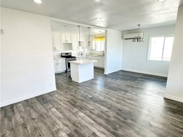 5313 Manzanar Ave, Pico Rivera, CA 90660