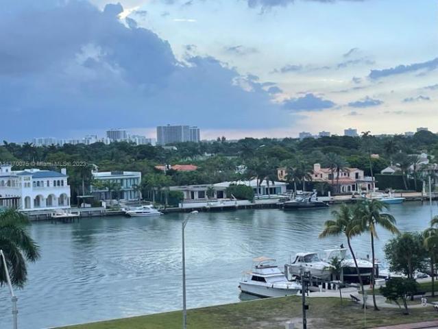 5313 Collins Ave #505, Miami Beach, FL 33140