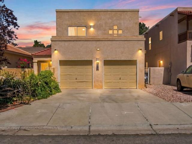 5313 LA Colonia Dr NW, Albuquerque, NM 87120