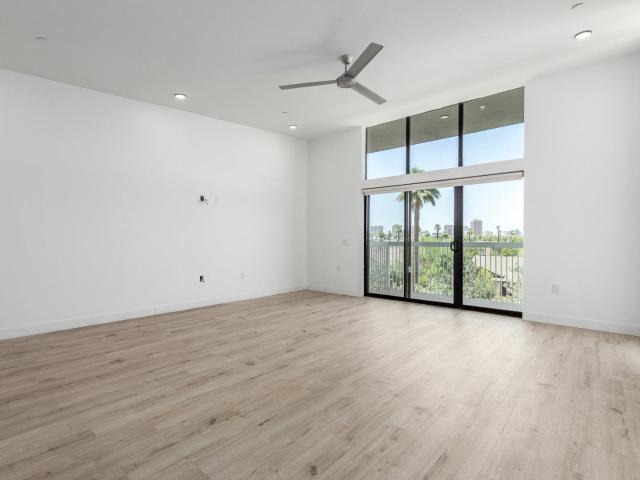 531 E Willetta St, Unit 301, Phoenix, AZ 85004 | MLS #7020 | Compass