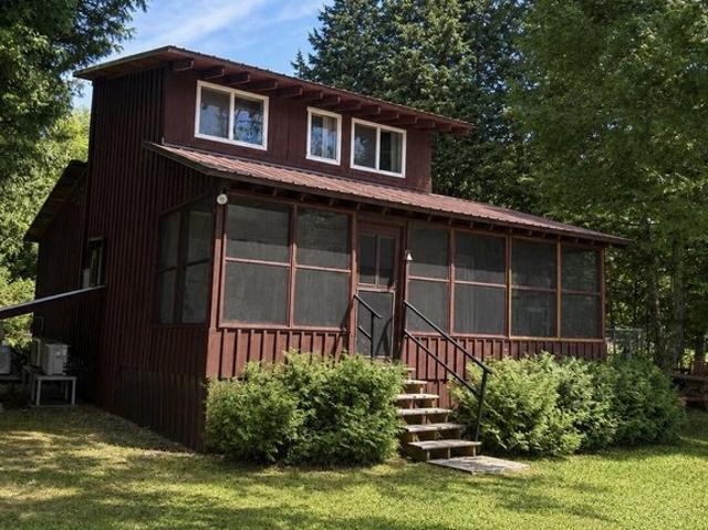 531 E Cottage Rd, Portage Lake, ME 04768
