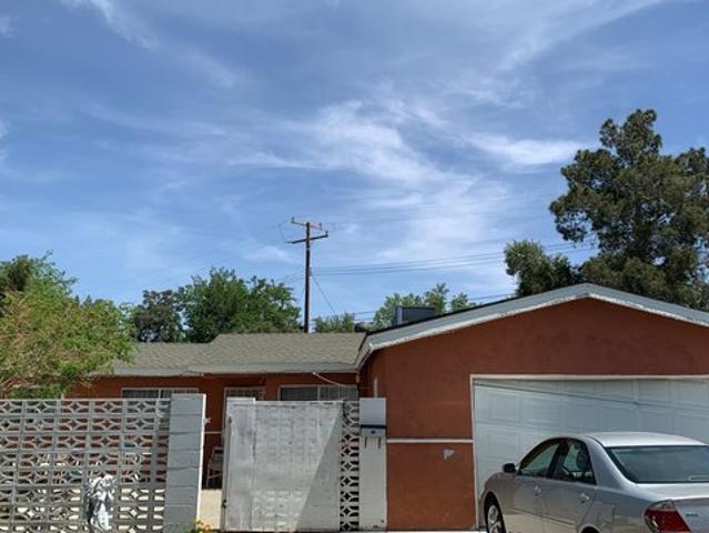 531 E Norberry St, Lancaster, CA 93535
