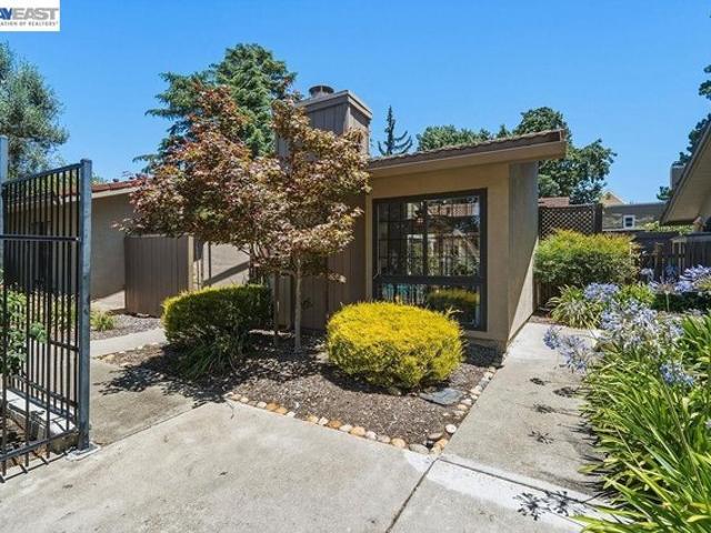 531 Jones Pl, Walnut Creek, CA 94597