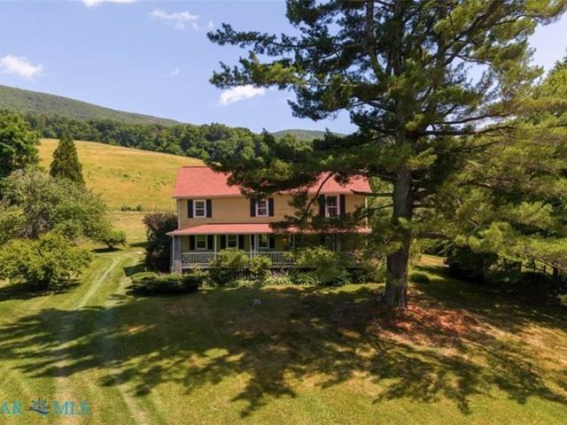 531 Lowland Farm Rd, Hot Springs, VA 24445