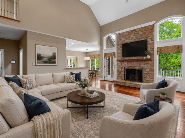 531 Laurel Oak Dr