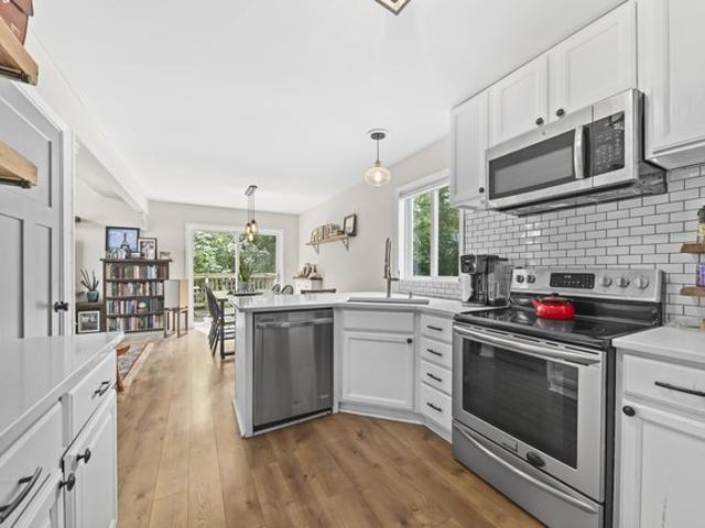 531 N Wisconsin St, Port Washington, WI 53074