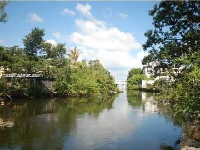 531 NE 77th St, Miami, FL 33138