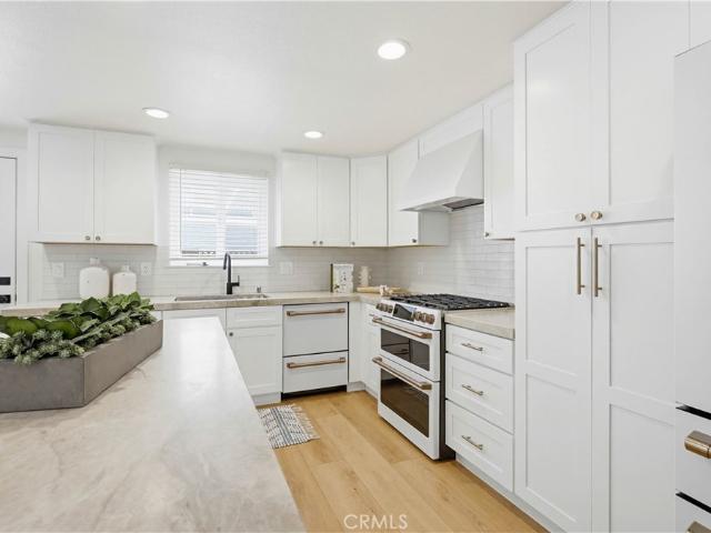 531 W Brentwood