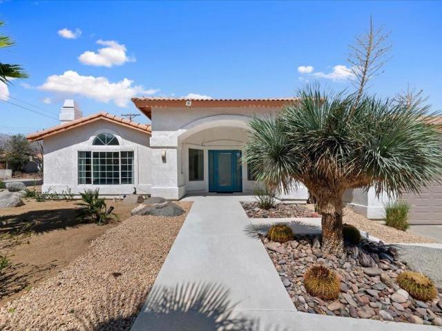 53245 Avenida Martinez