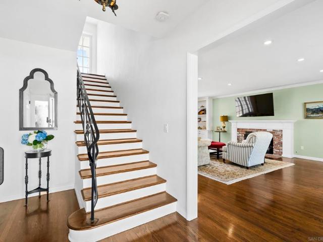 5324 Canterbury Drive