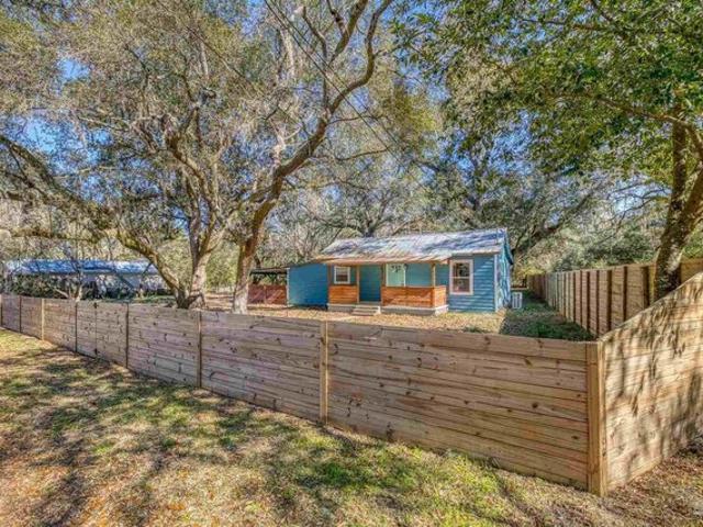 5324 Cathy St, Milton, FL 32583