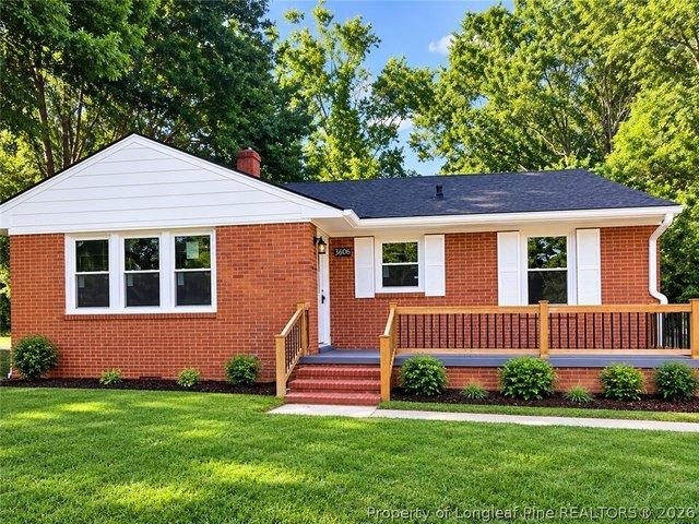 5324 Williamsburgh Dr, Fayetteville, NC 28304