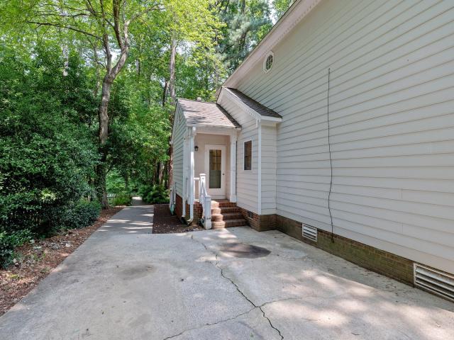 5325 Fairmead Circle
