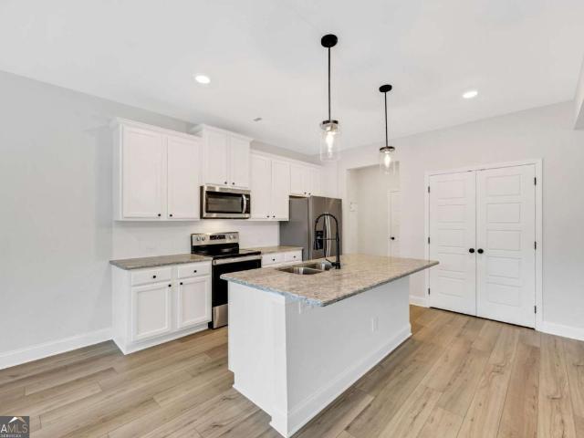 5325 Fox Hill Lane