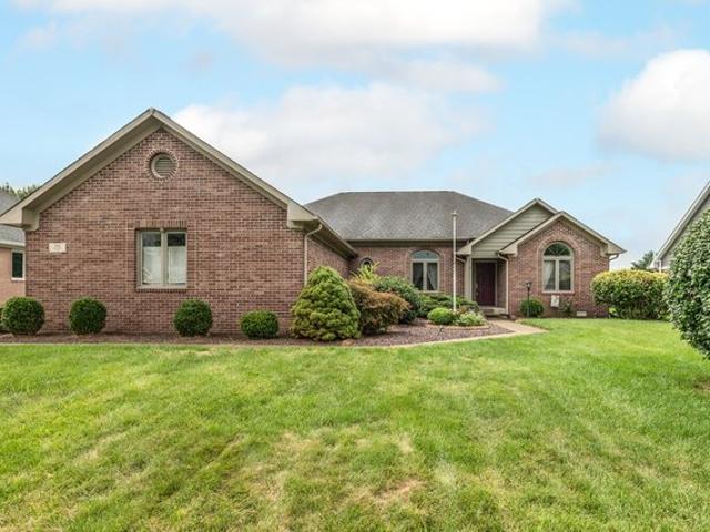 5325 Red Stone Ln, Greenwood, IN 46142