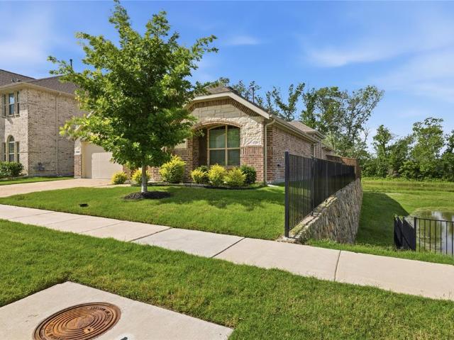 5325 Riverwalk Parkway