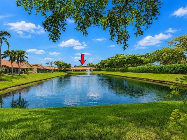 5325 S Bolero Cir, Delray Beach, FL 33484