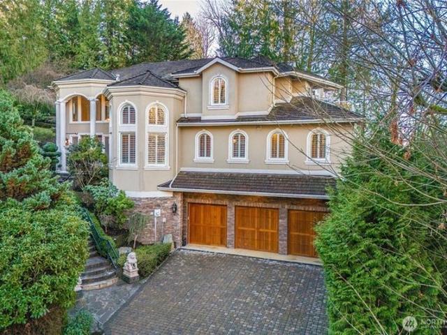 5325 th Pl SE, Bellevue, WA 98006