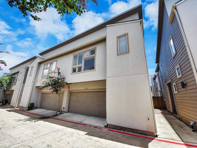 5326 Avenue J, Houston, TX 77011