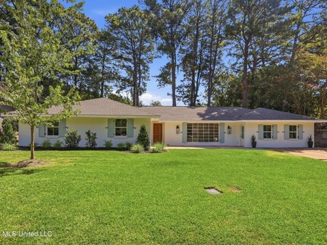 5326 Balmoral Dr, Jackson, MS 39211