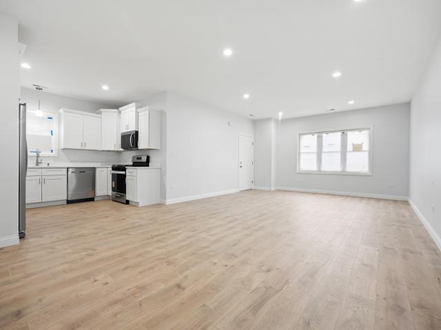 5326 W 31st St, Cicero, IL 60804 | MLS #12609 | Compass