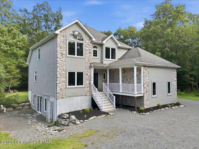 5327 Maple Lane