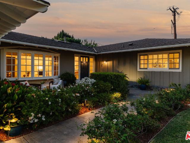 5327 Andasol Ave, Encino, CA 91316 | MLS #26737 | Compass
