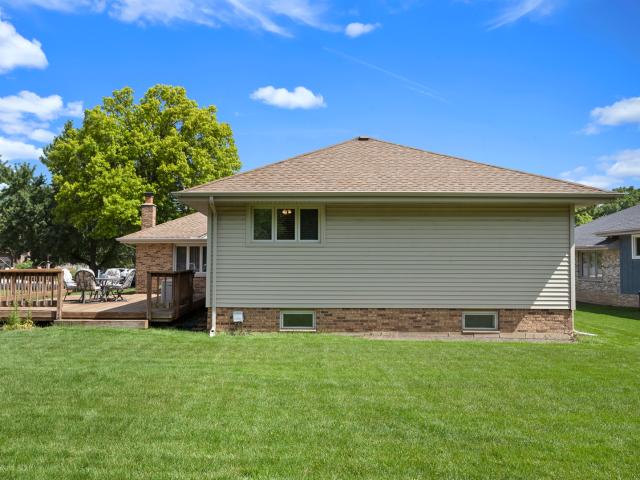 5327 Forest Trail