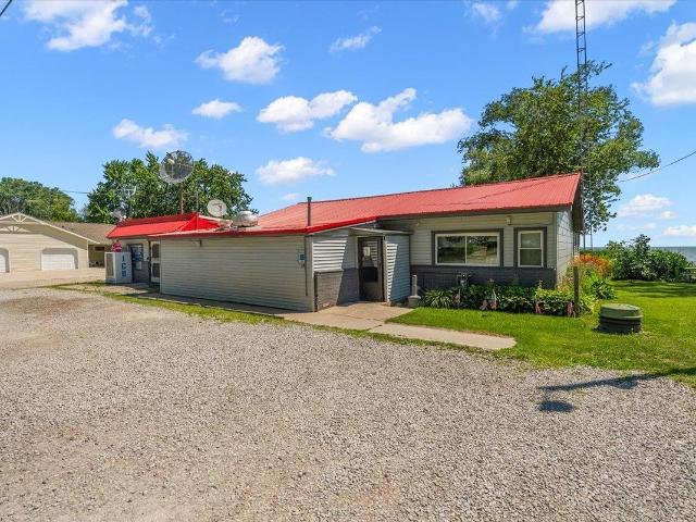 5327 Shady Lane