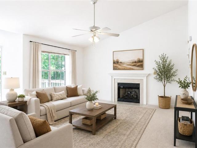 5328 Highgate GRN