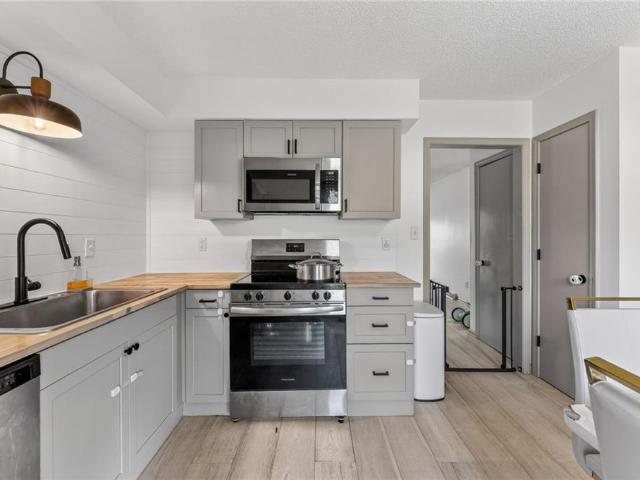 5320 NW 87th Street