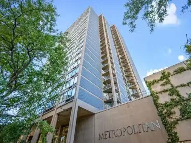 5320 N. Sheridan Road, Unit 804, Chicago, IL 60640
