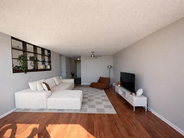 5320 N Sheridan Rd, Unit 910, Chicago, IL 60640 | MLS #12616