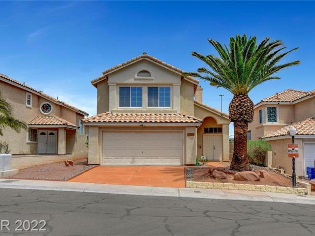 5320 Desert Blossom Rd, 3 beds, 3 full baths