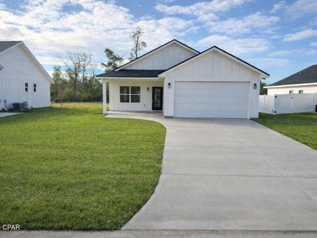 5320 Lake Dr, Panama City, FL 32404