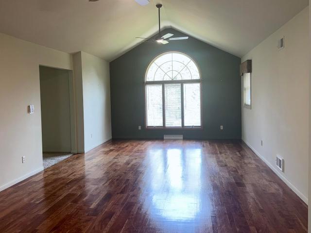 5320 W Lake Dr