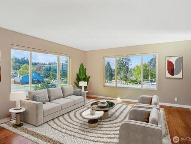 5321 N Pearl St Unit 206, Tacoma, WA 98407