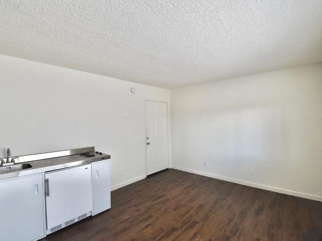 5321 25 Studio Apartment for Rent at 5321 Agnes Ave, Los Angeles, CA 91607 Valley Village