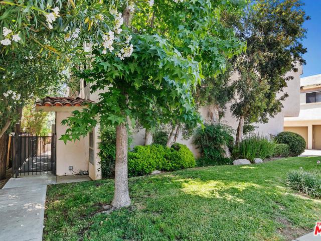 5322 Colodny Drive 9