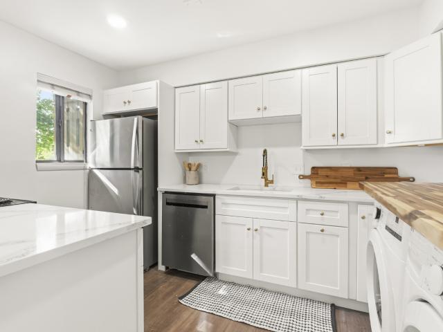 5322 Edmondson Pike # 2