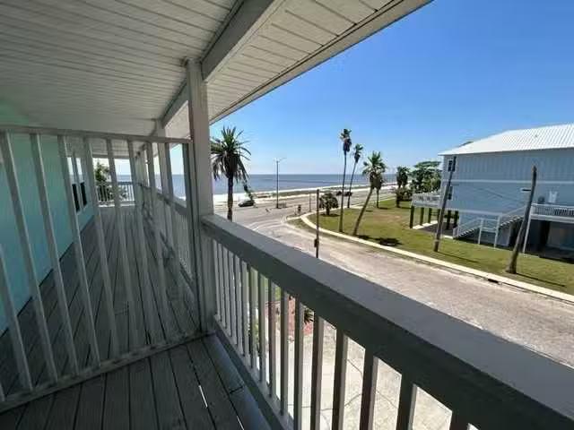53238398 1496 Beach Boulevard #F