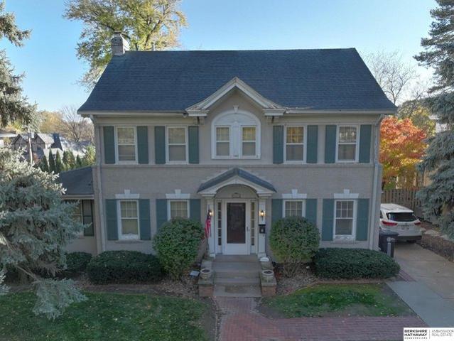 5323 Izard St, Omaha, NE 68132