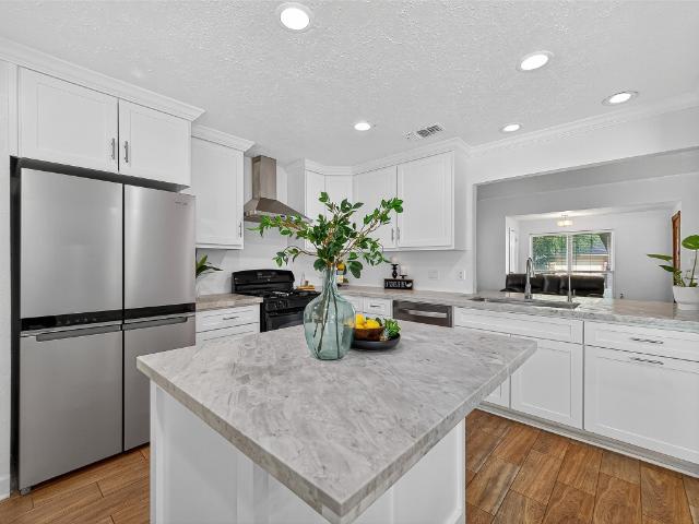 5323 Windsong Trail, Houston, TX 77084 | MLS #31623 | Compass