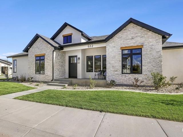 532 Canyon Falls Dr, Twin Falls, ID 83301