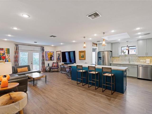 532 Beverly Garden Drive