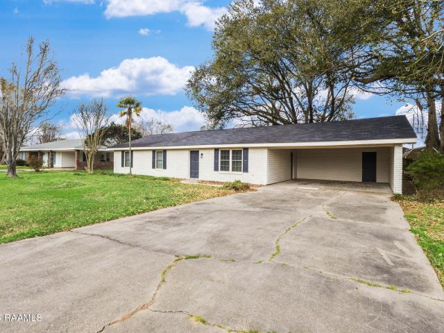 532 Delahoussaye St, Church Point, LA 70525 | MLS #RA2600001 | Compass